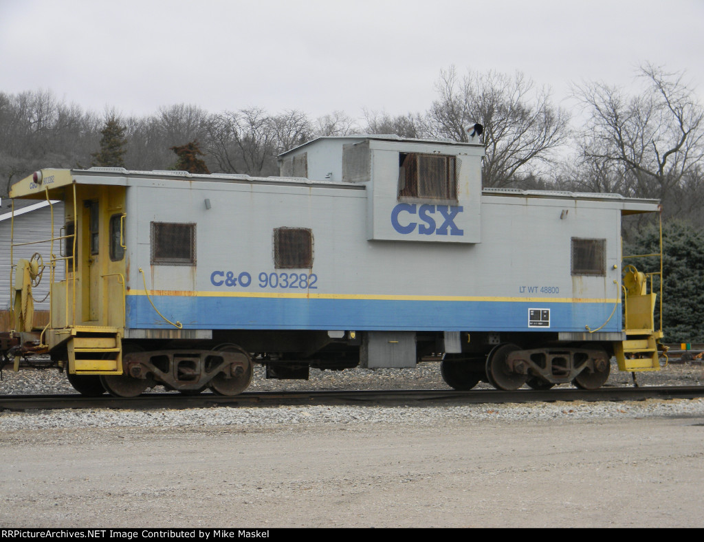 csx caboose 903282